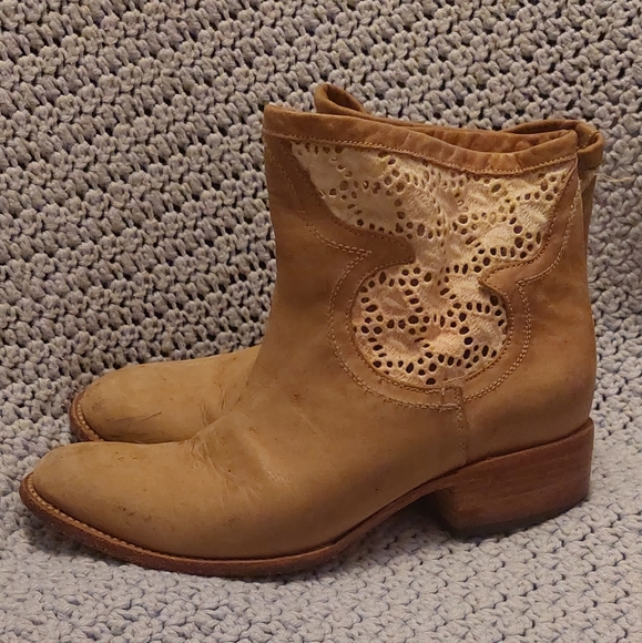 Freebird by Steven | Shoes | Freebirds By Steve Madden Cbcro Ankle ...